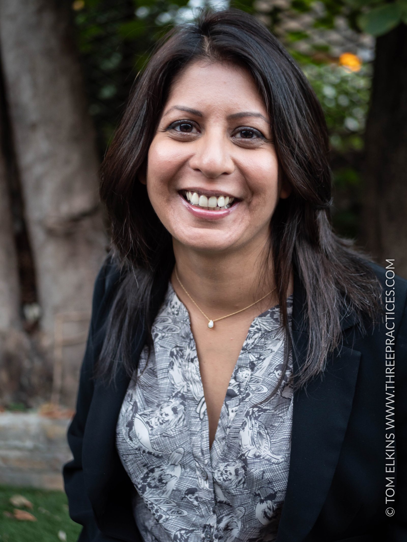 Debbie Selection 02 – Headshots – Three Practices