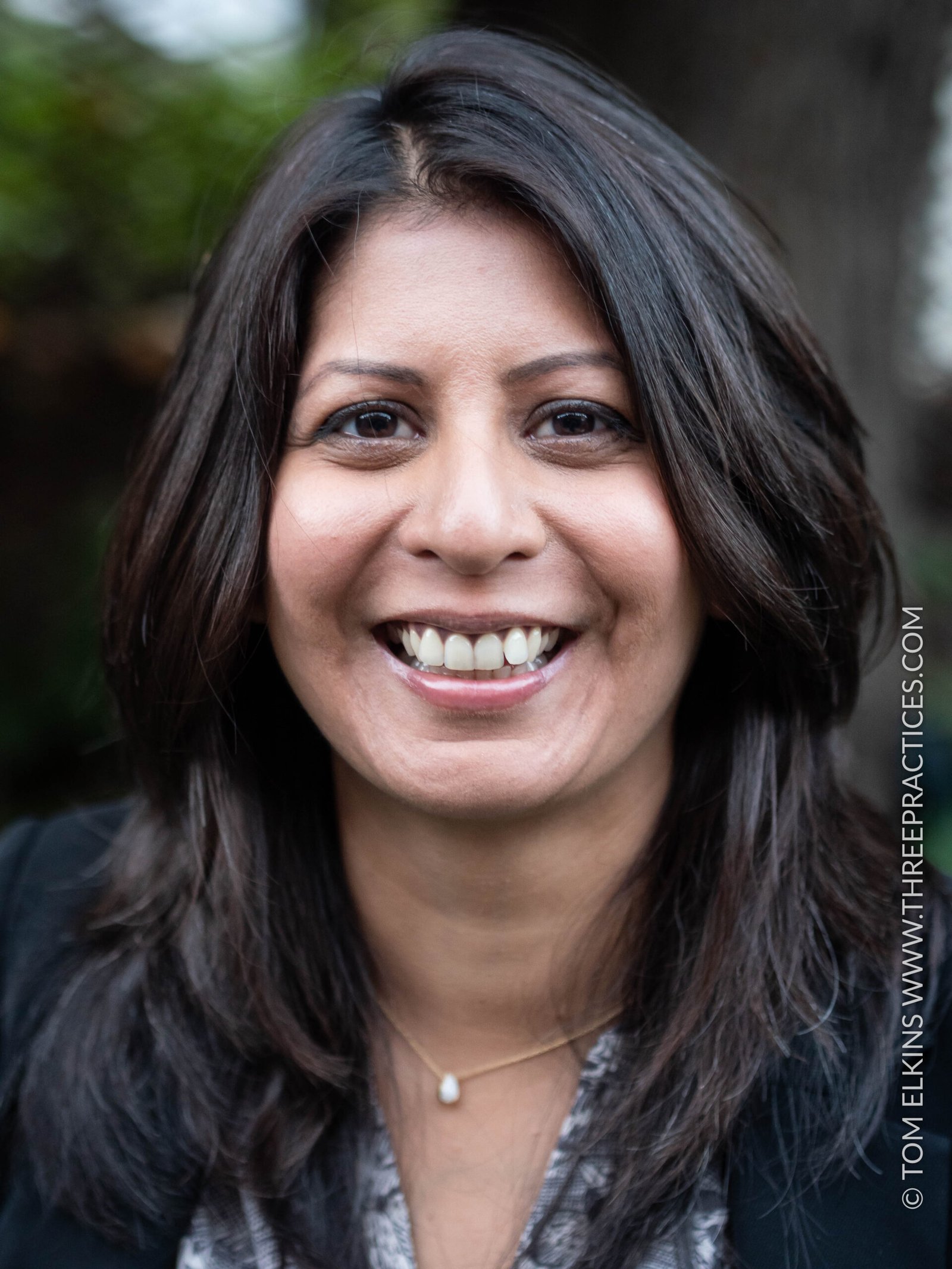 Debbie Selection 02 – Headshots – Three Practices
